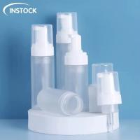 China PETG Refillable Airless Foam Cleanser Bottle with Customizable Colors for Skincare Brands for sale