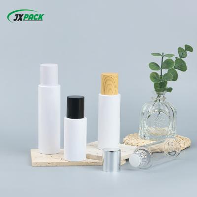 China Custom PET Plastic Cosmetic Bottle 80ml with Screw Cap for sale