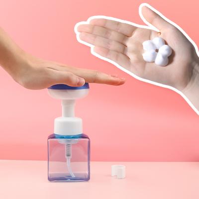 China PET Plastic Foam Pump Bottle with Bionic Flower Foam Pump Head for 100ml-200ml Personal Care Liquids for sale