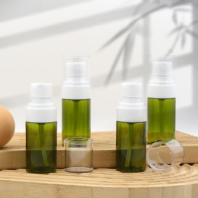 China Green PET Plastic Spray Bottle with Light-blocking Leak-proof and Refillable Design for Cosmetic Skin Care for sale
