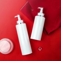 China Customizable Capacity Acrylic Cosmetic Container with Press-Type Pump Head and Dual Texture Appearance for sale