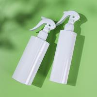 China Food-Grade PET Plastic Spray Bottle with Leak-Proof Design and Fine Mist Spray Pump for Cosmetic Packaging for sale
