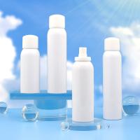 China Food-Grade PET Plastic Spray Bottle with Leak-Proof Design and Fine Mist Sprayer for Cosmetic Use for sale