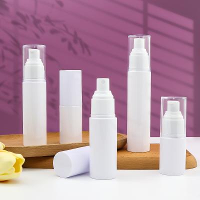 China Refillable Leak-proof Plastic Spray Bottles and Cosmetic Spray Bottles with Customizable Options for sale