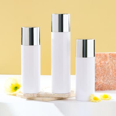 China White Plastic Toner Bottle with Electroplated Silver Cap - Customizable Logo Printing Lightweight PET Skincare Packaging for sale