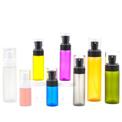 China Sandblasted Frosted PET Cosmetic Spray Bottle with Leak-Proof Pump and Customizable Colors for sale