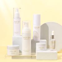 China Customizable Recyclable Non Spill Foam Pump Bottle for Skincare Packaging for sale