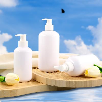 China Custom PET Shampoo Bottle with Recyclable Material, Leak-proof Design, and Custom Branding Ready for Hair Care Packaging for sale