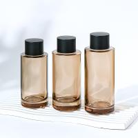 China Leak-proof Customizable Glass Toner Bottle for Eco-friendly Skincare Packaging for sale