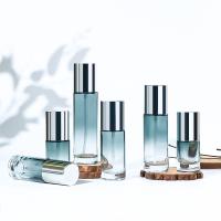 China Luxury Gradient Glass Cosmetic Bottle with Leak-Proof Sealing and Customizable Options for Premium Skincare Packaging for sale