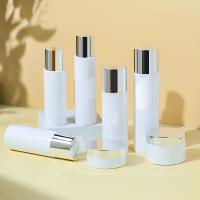 China Thick Wall Leak-Proof Plastic Lotion Bottle for Customizable Skincare Packaging for sale
