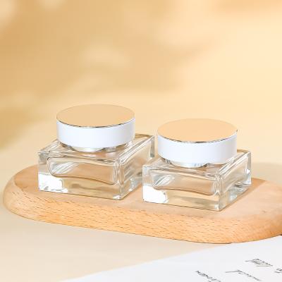 China Luxury Thick Wall Glass Cream Jar with Extra Thick Wall, Leak-Proof Seal, and Customizable Options for sale