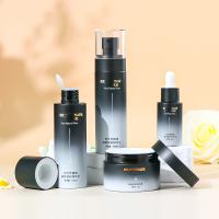 China Refillable PET Cosmetic Bottle with Luxury Gradient Finish Customizable for Serums & Lotions in Recyclable Material for sale