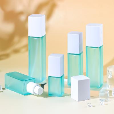 China Premium Square PETG Thick Wall Cosmetic Bottle – BPA-free, Customizable with Lotion Pump for sale