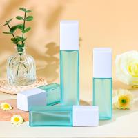 China Square PETG Thick Wall Cosmetic Bottle with Lotion Pump and Spray Pump for Premium Skincare Packaging for sale