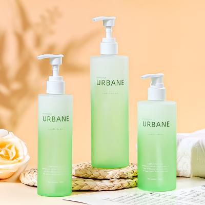China Frosted Gradient PET Lotion Bottle with Durable Leak-Proof Pump for Shampoo and Skincare for sale