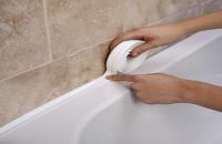 China Magic White Bathtub Sealer Trim Wall Caulk Tub Surround Sealer Trim for sale