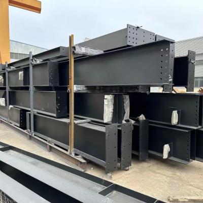 China Robust Steel Building with Weather-Resistant Sandwich Panel Roofing for sale