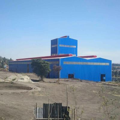 China Premium Steel Structure Workshop Featuring Insulated Fiberglass Roof for sale