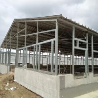 China Heavy-Duty Steel Workshop with Superior PU Roof Insulation for sale