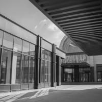 China Eco-Friendly Steel Prefab Retail Stores & Modern Shopping Malls Buildings for sale