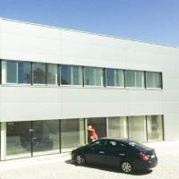 China Premium Spacious Steel Showrooms for Modern Retail Needs for sale