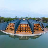 China Innovative Steel Conference Hall Combining Modern Design and Structural Strength for sale