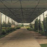 China Galvanized Steel Structure Carport Shelter for Commercial Parking Area for sale