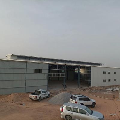 China Tropical Fruit Juice Processing Plant with Steel Frame and Skylight Ventilation Design for sale
