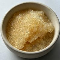 China 001X7 Styrene Gel Strong Acid Cation Exchange Resin for Industrial Water Softening for sale