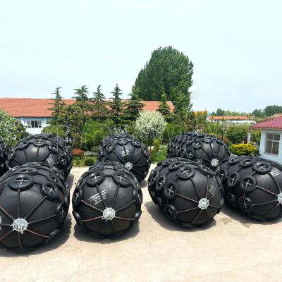 China ISO 17357 Standard High Pressure Yokohama Type Pneumatic Marine Rubber Fender for sale