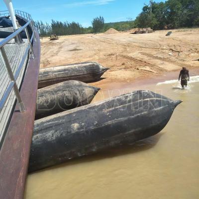 China Inflatable Ship Launching Air Bags 4-12 Layer Marine Airbag For Ship Launching for sale