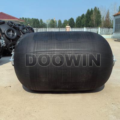 China Sling Type Cylindrical Pneumatic Rubber Fenders 0.5m-4.5m For Ship / Dock Protection for sale