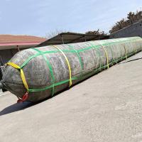 China ISO14409 Marine Salvage Rubber Airbags , Cylindrical Inflatable Underwater Lift Bags for sale