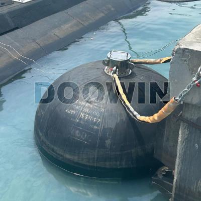 China Hydro-Pneumatic Fenders with 65:35 Water-to-Air Ratio for Submarine for sale