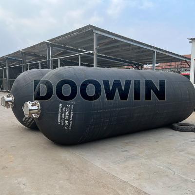 China Yokohama Type Hydropneumatic Submarine Fenders 2000x6000 Easy Operation for sale