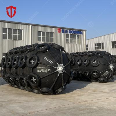 China Floating Marine Pneumatic Yokohama Boat Fender Used for Ship to Dock for sale