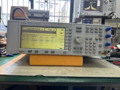 China Agilent E4421B 2 GHz ESG-AP Analog Vector Signal Generator with 30 MHz I-Q Bandwidth and -126 dBc/Hz Phase Noise for sale