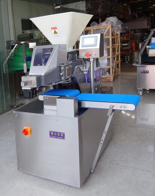 China Hydraulic Automatic Dough Divider 1.68kW High Load Bun Divider And Rounder Machine for sale