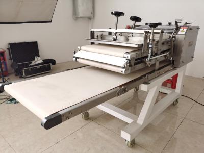 China Commercial Baguette Shaping Machine 750W 20g-600g Dough Bread Forming Cutting for sale