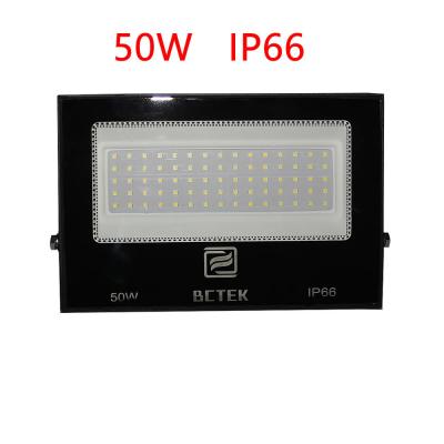 China Waterproof 50W Warm White Solar Flood Lights 5000 LM 265V For Driveway Garden for sale