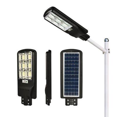 China Outdoor Waterproof Solar LED Flood Street Light 200W Radar Induction for sale
