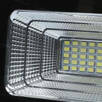 China IP66 Waterproof 110lm/w Outdoor Solar Flood Lights 10W With 5000MAH Battery for sale