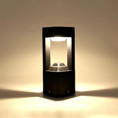 China IP54 110-265V Matte Black Integrated LED Lawn Lights For Courtyard 2 Years Warranty for sale