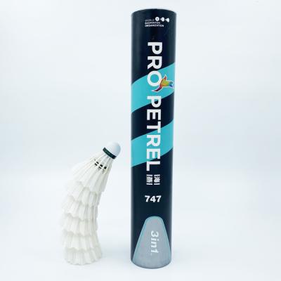 China 3in1 Durable Stable Goose Standard Feather Badminton Shuttlecock For Sports Training for sale