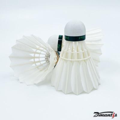 China Good Quality Feather Wholesale Outdoor OEM Cheap Duck Feather Shuttlecock for sale