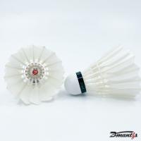China Dmantis D75 Professional Use Badminton Shuttlecock High Level Professional Shuttlecock Natural Feather for sale