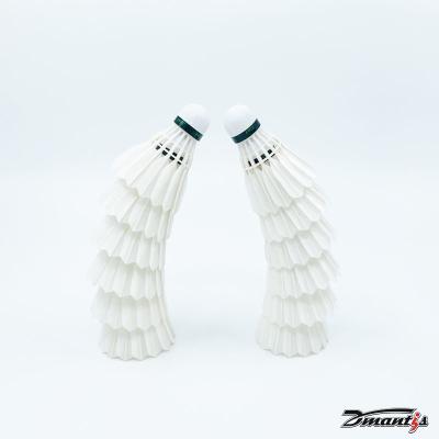 China Natural Feather Shuttlecock Badminton Dmantis D75 Natural Duck Feather Cheap Shuttlecock Birdies Shutt for sale