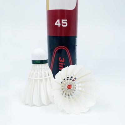 China Dmantis 12PCS D45 Training Broad Durable Hybird Goose Feather Shuttlecocks Birdies Badminton Shuttles for sale