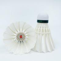 China Cheap Price 3 in 1 Shuttlecock Dmantis Brand D45 Model Quality The Same as Shuttlecock Feather Factory for sale
